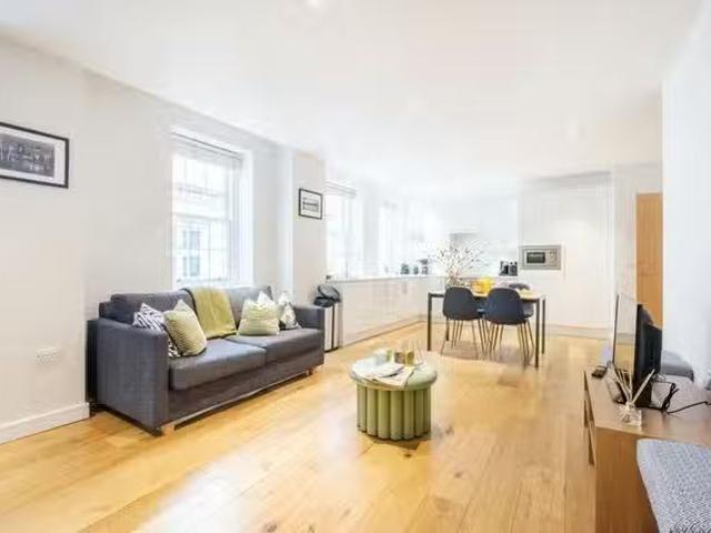 Unique 1 BR Lovat Lane, London