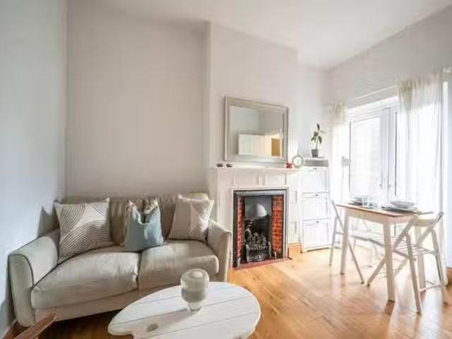 Unique 1 BR Minard Road