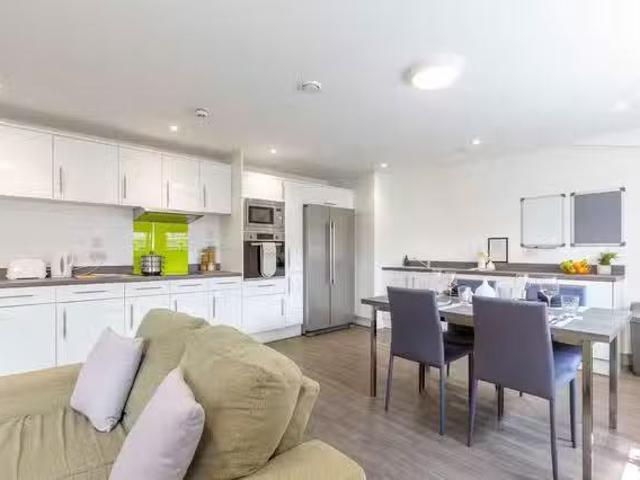 Cozy 1 BR Standard Ensuite