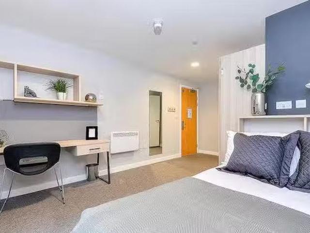 New 1 BR Straits Manor Classic Ensuite