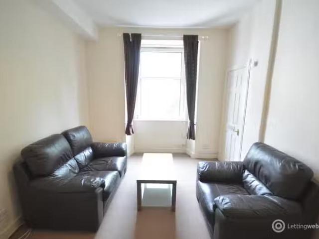 Rental! 1 BR Property to rent in Lauriston Street, Edinburgh.