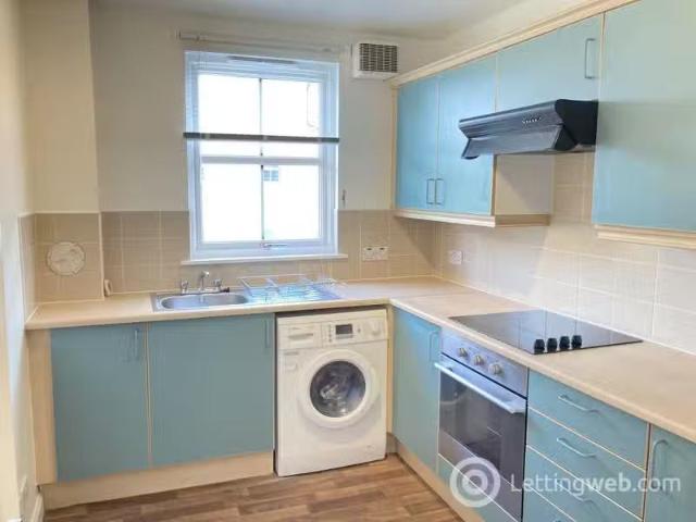 Charming 1 BR Property to rent in Millhill, Musselburgh