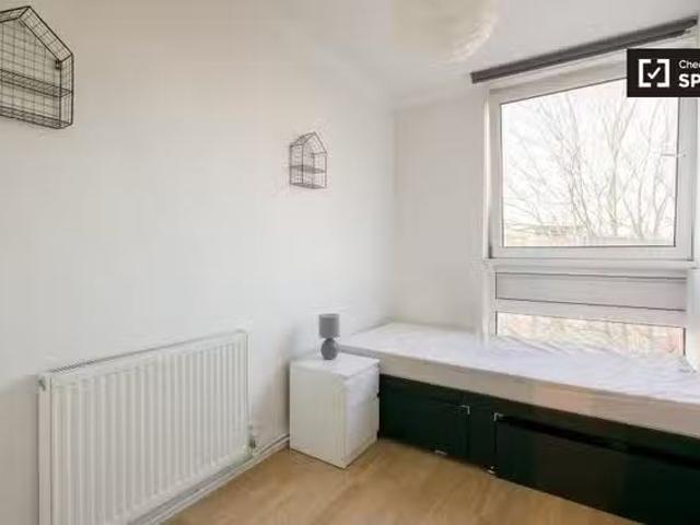 Nice 1 BR Room in 4 bedroom flat for rent in London