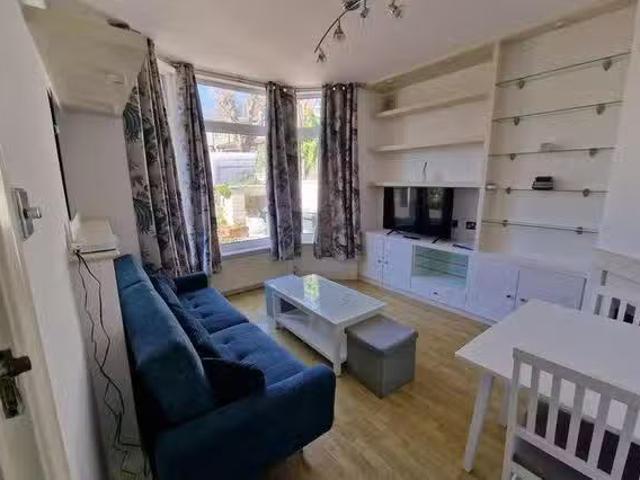 For Rent! 1 BR Redston Road