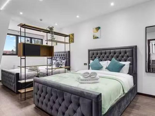 Deal! 1 BR Woodstock Road