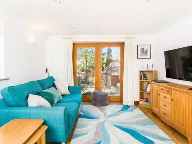 New 1 BR Warwick