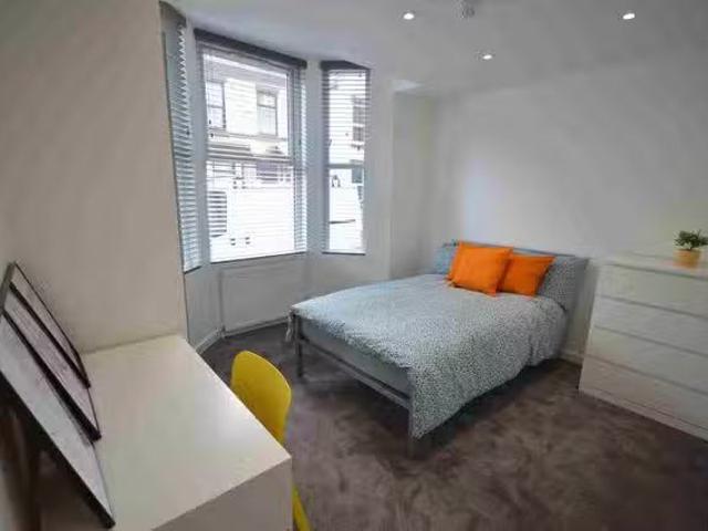 For Rent! 1 Room 52 Cotswold Street, L7 6 Beds 0 Baths