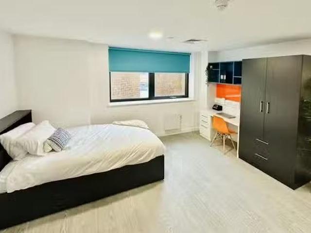 Nice 1 Room Northgate House 9 Bed Top Floor Ensuite