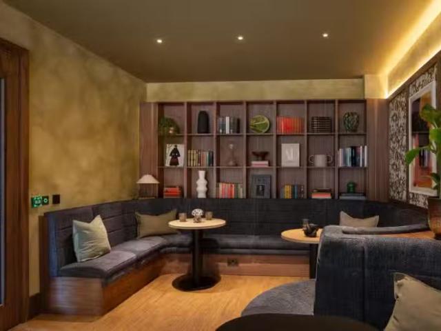 Nice 2 BA 3 bedroom apartment for rent in 149 Hurst St Birming.
