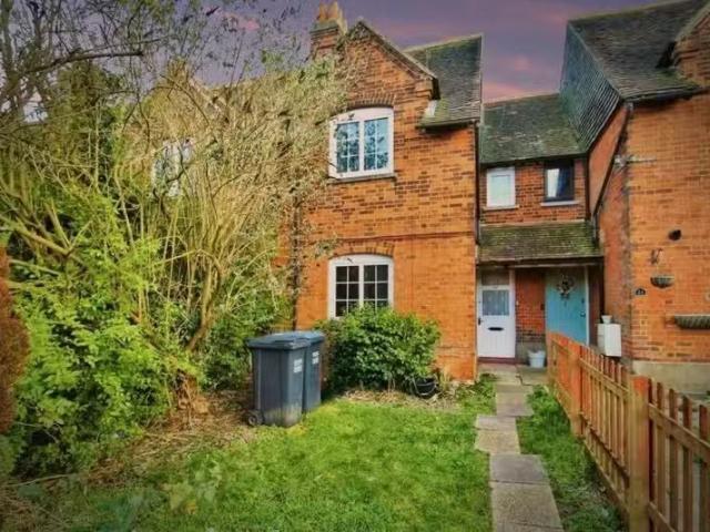 Nice 2 BA 3 bedroom house for rent in Glebeland, Hatfield, AL10
