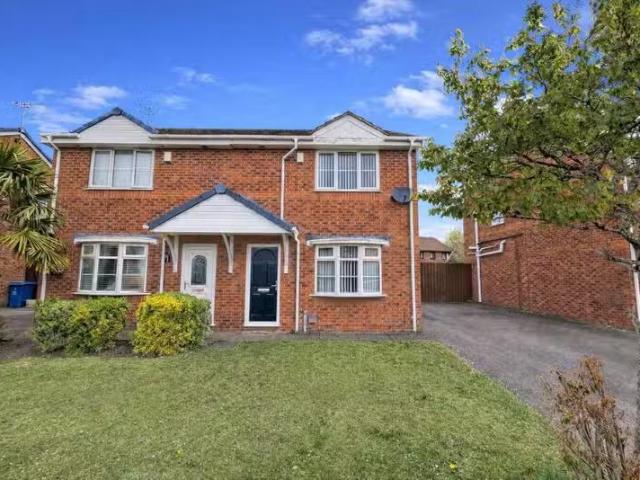 New 2 BA 3 bedroom semi detached house for rent in Calderwood.