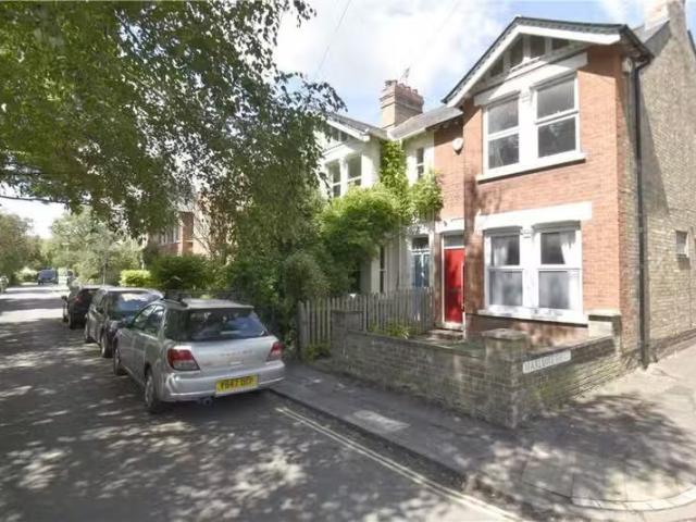 Nice 2 BA 3 bedroom semi detached house for rent in Grantchest.