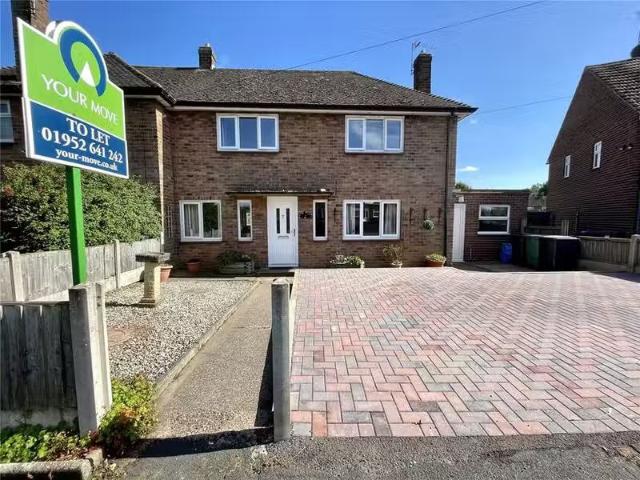 Just in! 2 BA 3 bedroom Semi Detached House to rent, Festival.