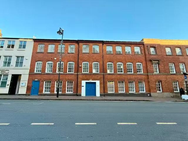New 2 BA 2 bedroom apartment for rent in Victoria Works, Frede.
