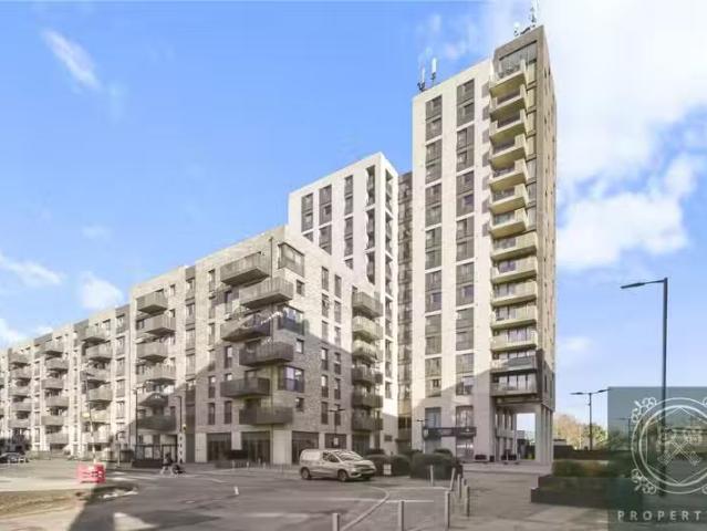 For Rent! 2 BA 2 bedroom apartment for rent in Alma Road, Lond.