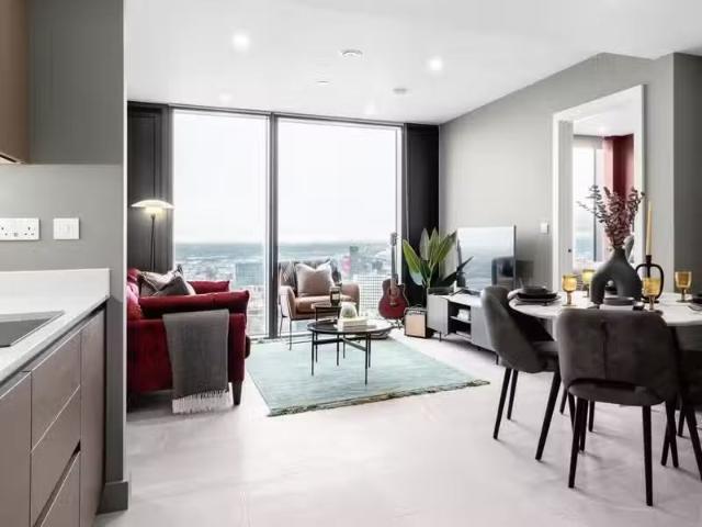 Unique 2 BA 2 bedroom apartment for rent in Broad Street, Birm.