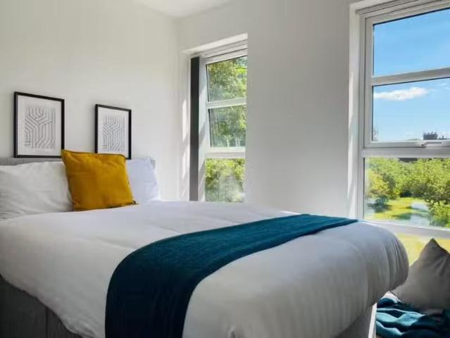 Rental! 2 BA 2 bedroom apartment for rent in Endsleigh Park, B.