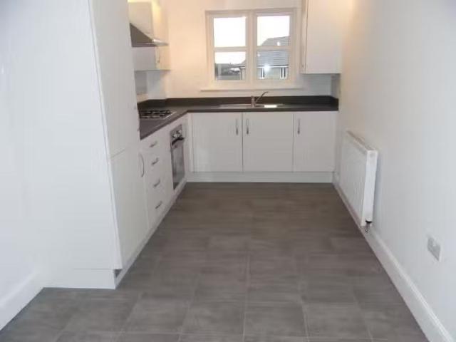 Cozy 2 BA 2 bedroom apartment for rent in Flaxton Court Plot.