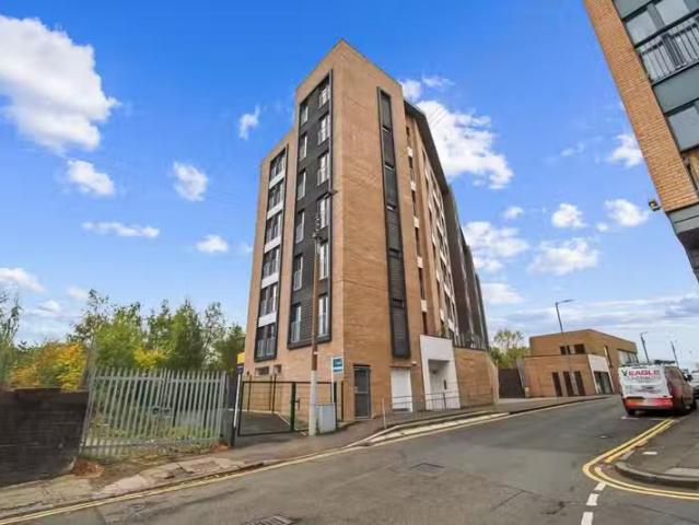 Charming 2 BA 2 bedroom flat for rent in Bell Street, City Cen.