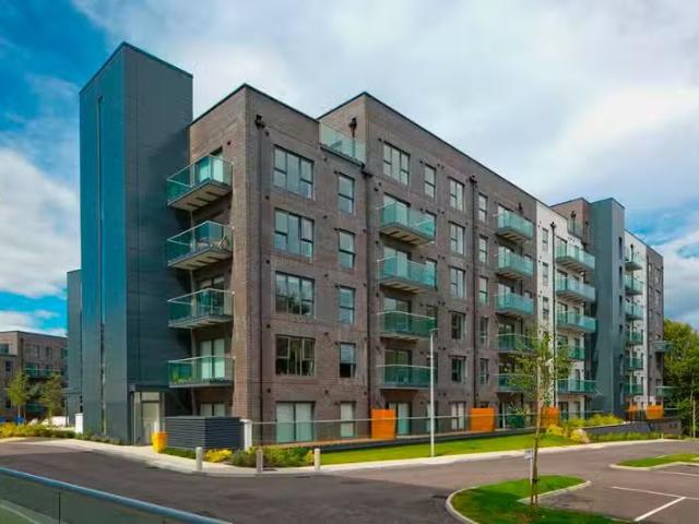 Nice 2 BA 2 bedroom flat for rent in Stoneywood Brae, Aberdeen.