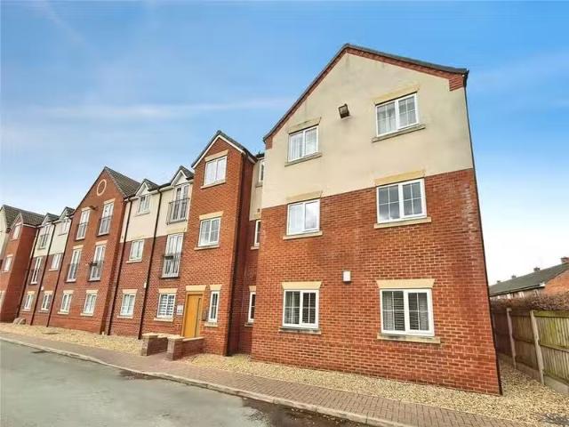 Charming 2 BA 2 bedroom Flat to rent, Fir Tree Avenue, Auckley.