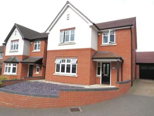 Nice 2 BA 4 bedroom house for rent in Little Sutton Grove, Sut.