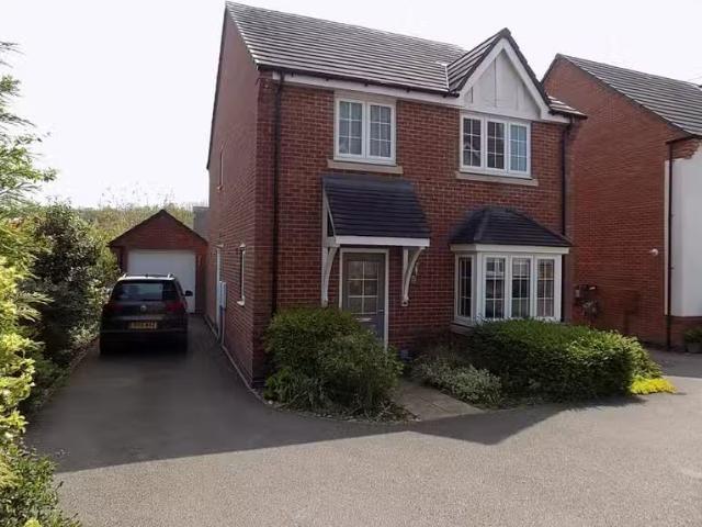 New 2 BA 4 bedroom house for rent in Tutbury Hollow, Ashbourne.