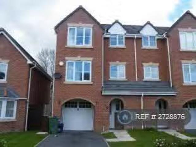 For Rent! 2 BA 4 bedroom semi detached house for rent in Quarr.