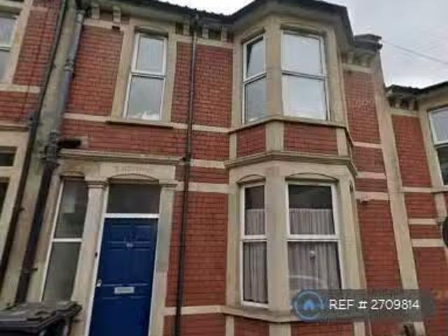 Charming 2 BA 6 bedroom terraced house for rent in Horfield Ro.