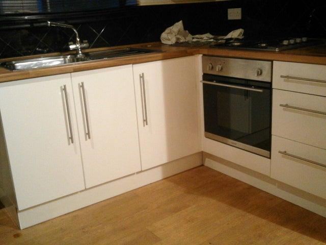 Nice 2 Bed House Close to Transport Links to Let