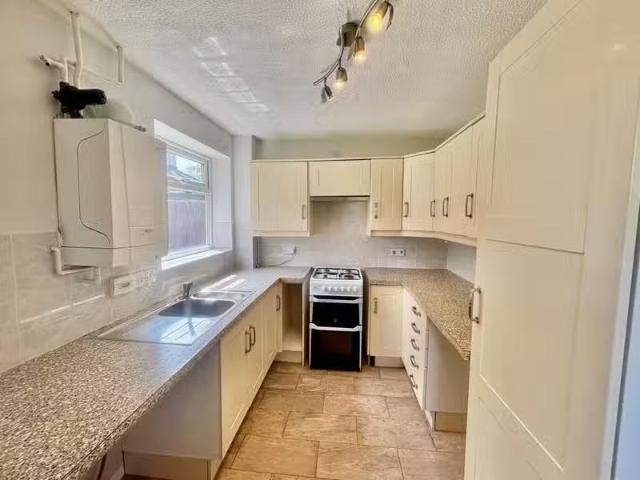 Rental! 2 bedroom terraced house for rent in Elizabeth Mews, T.