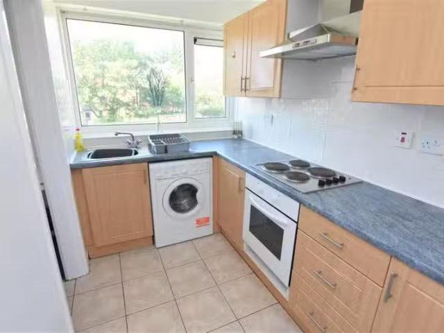 Deal! 2 bedroom apartment for rent in Abdon Avenue, Birmingham.