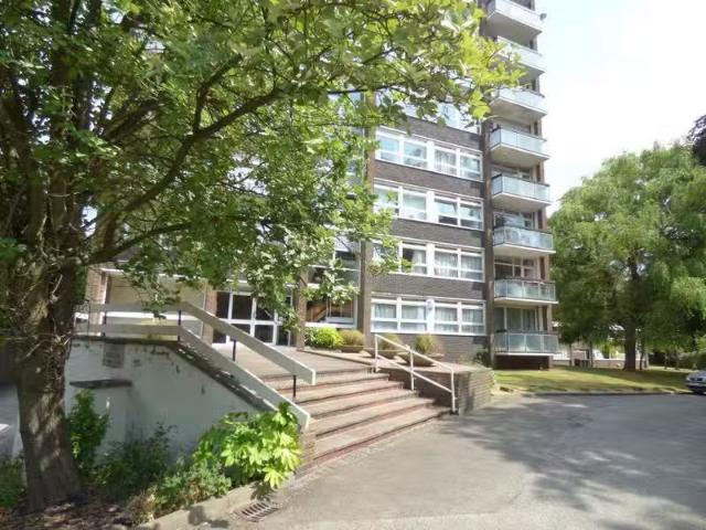 Cozy 2 bedroom apartment for rent in Hermitage Road, Edgbaston.