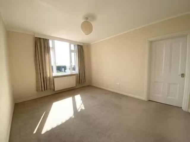 Unique 2 bedroom apartment for rent in Marine Road, Deal, CT14