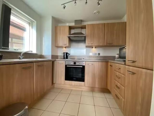 Nice 2 bedroom apartment for rent in Mason Way, Park Central.