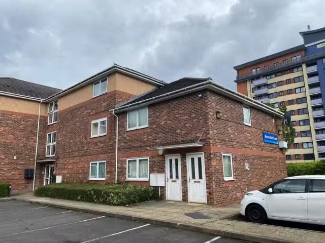 Unique 2 bedroom apartment for rent in Masonfield Court, Oldbu.