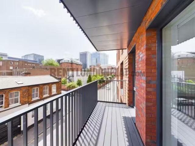 Cheap 2 bedroom flat for rent in Shadwell Street, Newtown, B4.