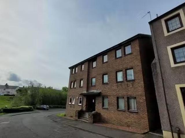 Cheap 2 bedroom flat for rent in Springwell Place, Stewarton.