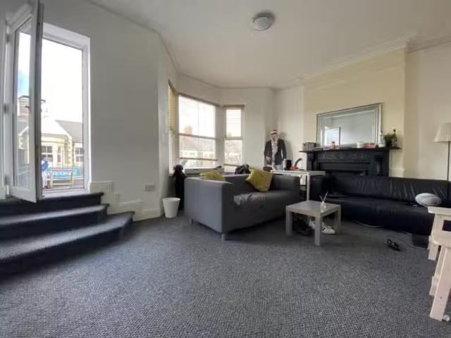 Cozy 2 bedroom flat for rent in Wellfield Road F1, Roath, CF24
