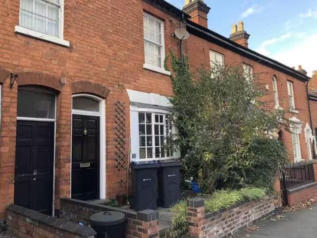 For Rent! 2 bedroom house for rent in Metchley Lane, Harborne.