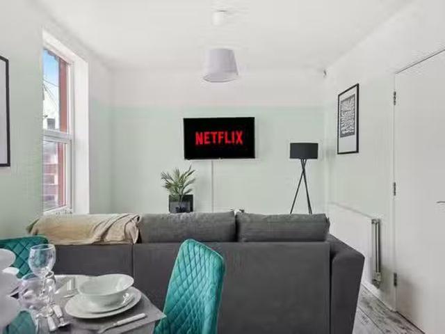 Unique 2 BR Armada Place