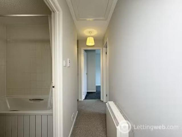 Nice 2 BR Property to rent in 48 Bulldale Street, Yoker, Glasgow
