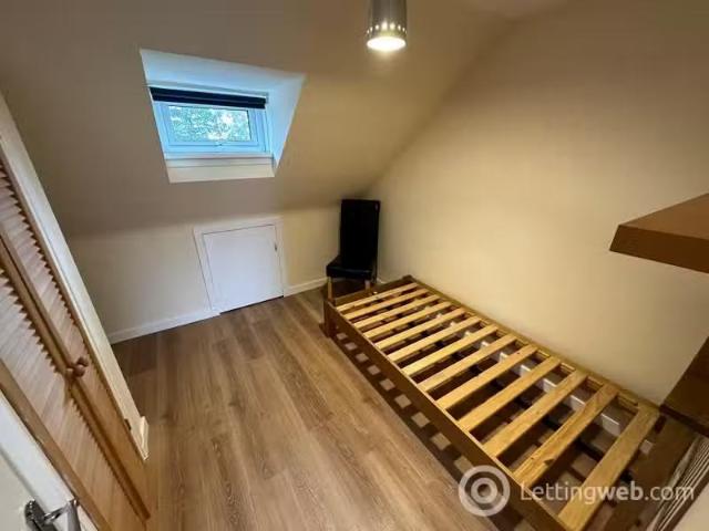 Just in! 2 BR Property to rent in 5 Marine Court