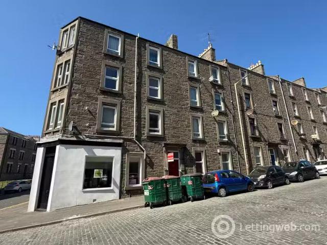 Rental! 2 BR Property to rent in 78 Peddie Street off Hawkhil.