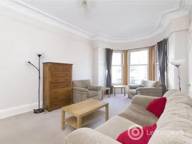 Just in! 2 BR Property to rent in 3F2 Mc Donald Road, Leith.