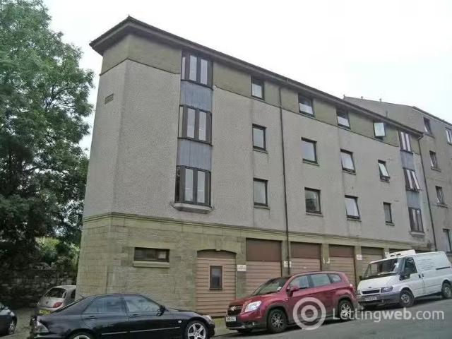 Cheap 2 BR Property to rent in Abbey Lane, Edinburgh, Midlothi.