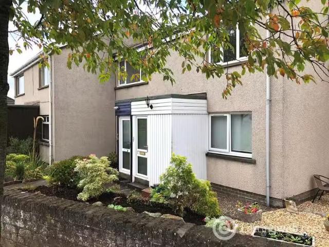 Rental! 2 BR Property to rent in Belsyde Court, Linlithgow