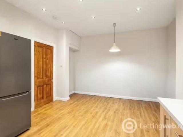 Cheap 2 BR Property to rent in Downie Place, Musselburgh, East.