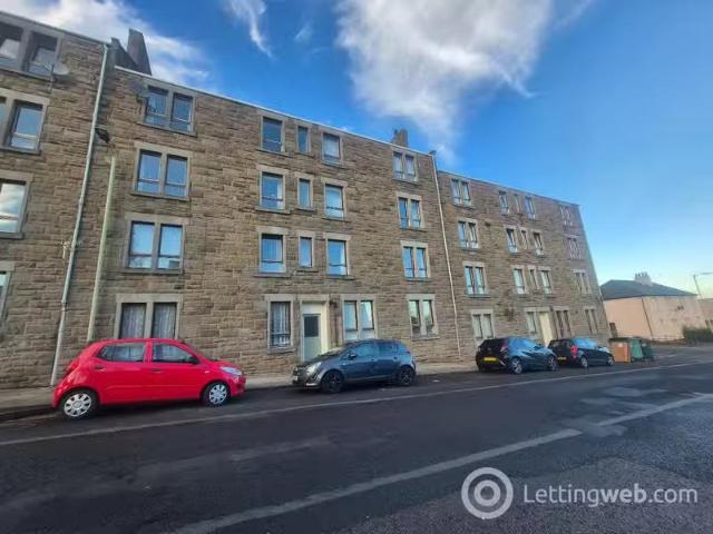 Charming 2 BR Property to rent in Hill Street, Law, Dundee, DD.