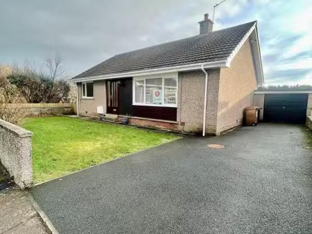 Charming 2 BR Property to rent in Ingram Walk, Nigg, Aberdeen.
